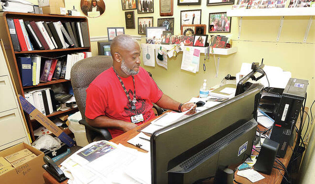 Alton casino beats the odds for 30 years