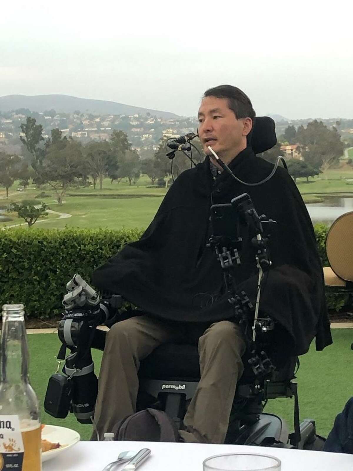 Houston surgeon returns to scene where he was paralyzed, hosts virtual 5K