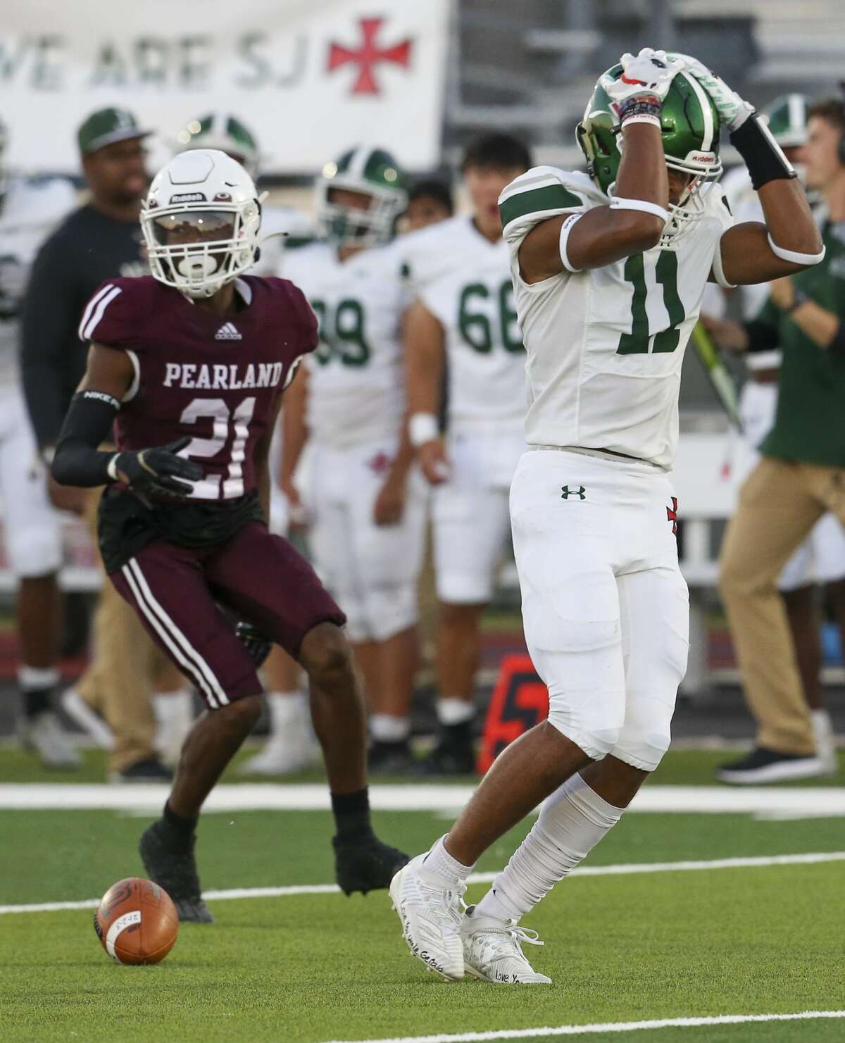 Sept. 24: Pearland 41, Strake Jesuit 20