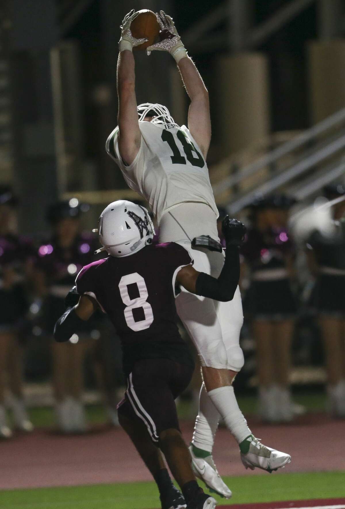Sept. 24: Pearland 41, Strake Jesuit 20
