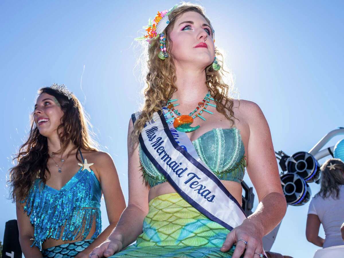 Something fishy in San Marcos: a parade for the Mermaid Capital of ...
