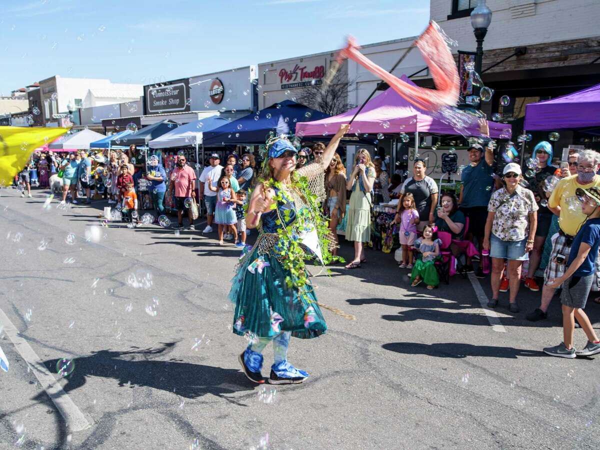 Something fishy in San Marcos: a parade for the Mermaid Capital of ...