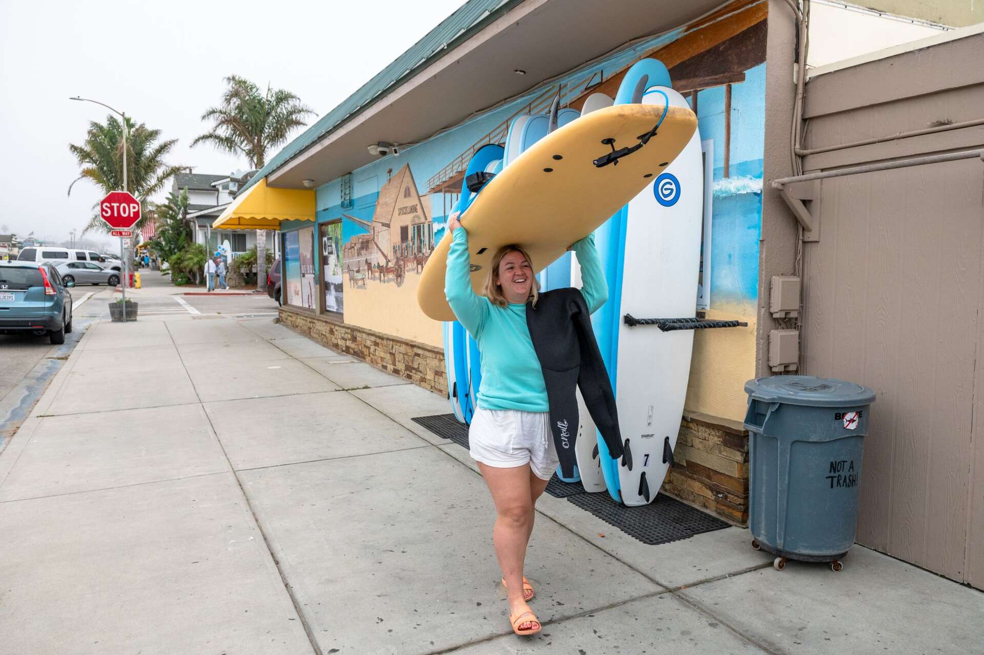 A lifelong Californian gets 'stoked' at the U.S. Open of Surfing and ...