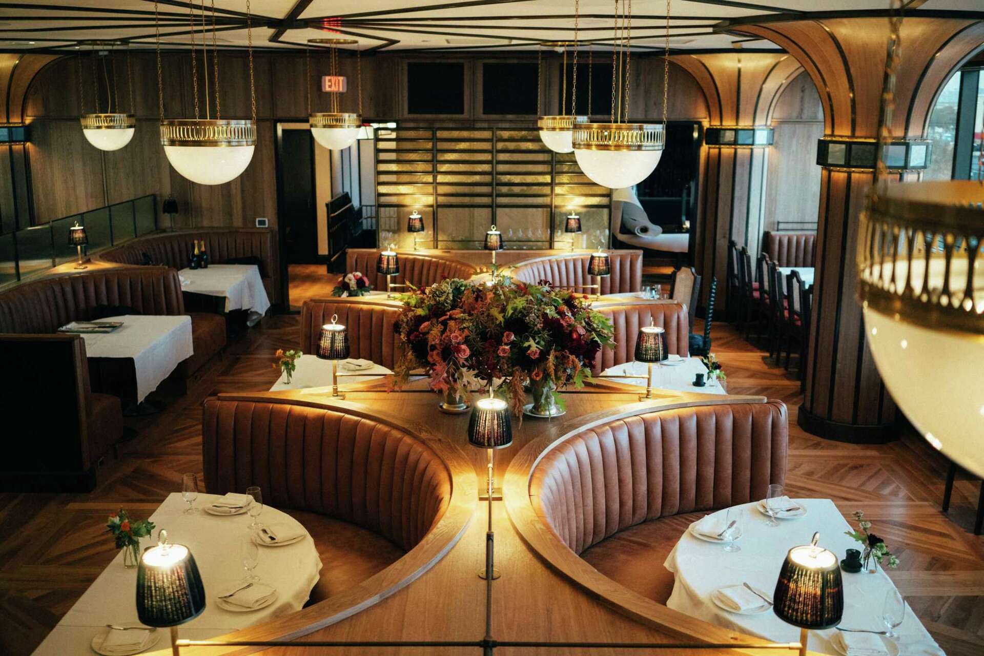 Celebrity chef Tyler Florence's over-the-top, glamorous new steak house ...
