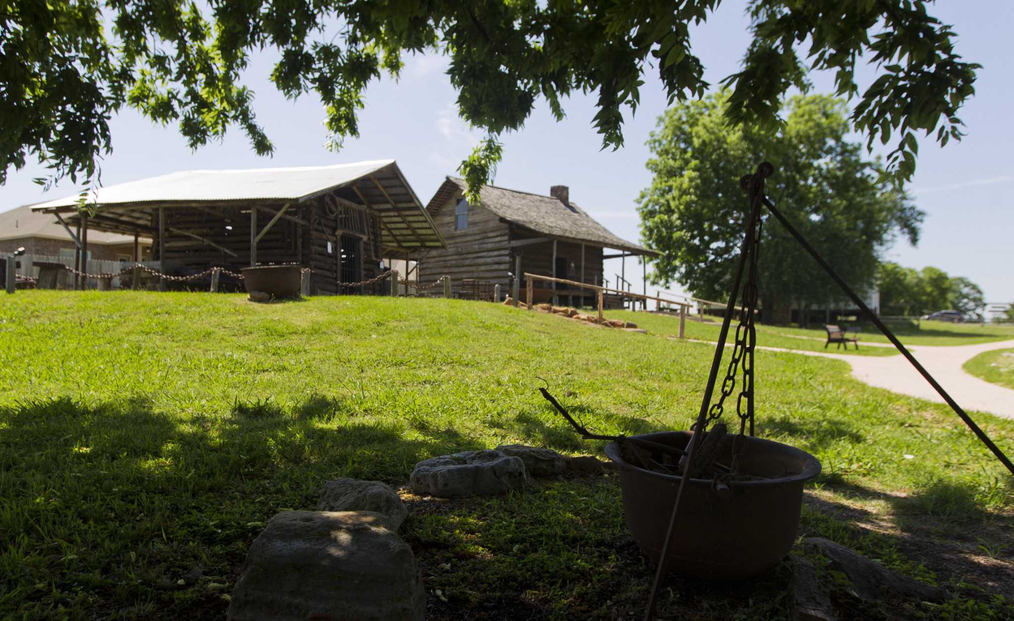 Montgomery to build sidewalk on Clepper Street