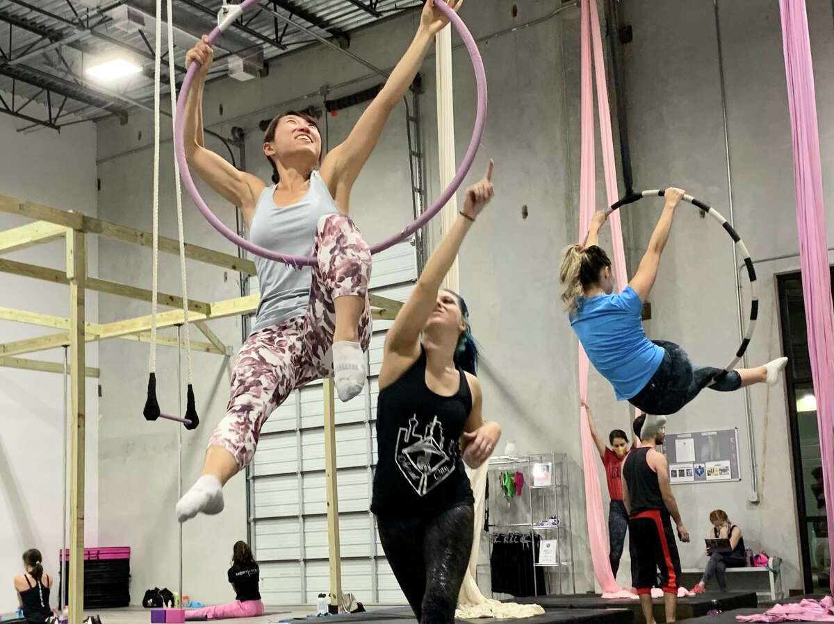 2 car crashes and traumatic brain injury left San Antonio aerialist ...