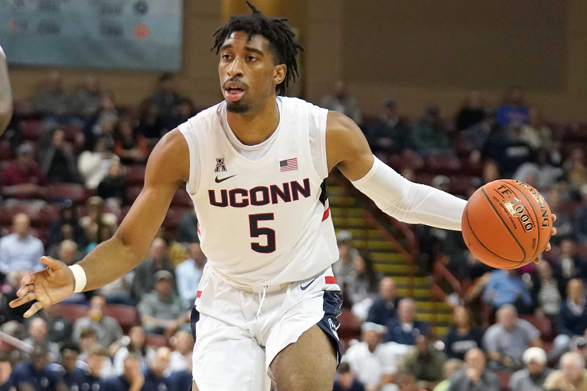 How UConn’s Isaiah Whaley went from little-used player to ‘invaluable ...