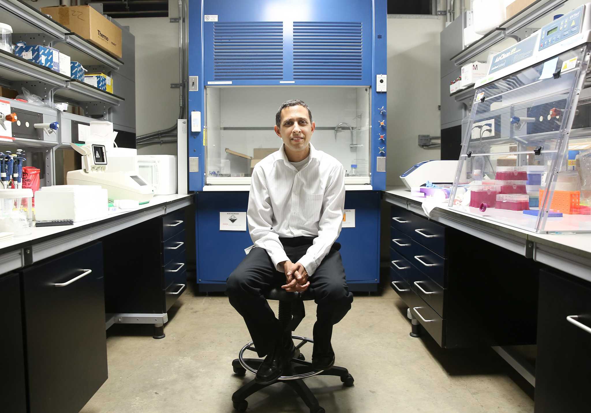 University of Houston professors develop intranasal COVID vaccine