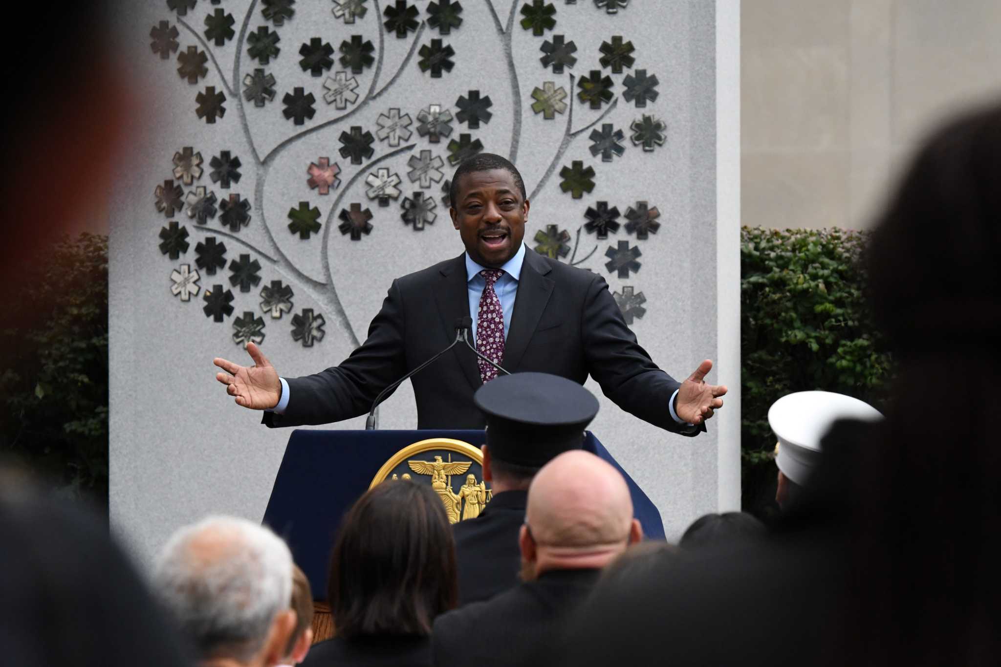 Exec with ties to NY lieutenant governor indicted for campaign fraud