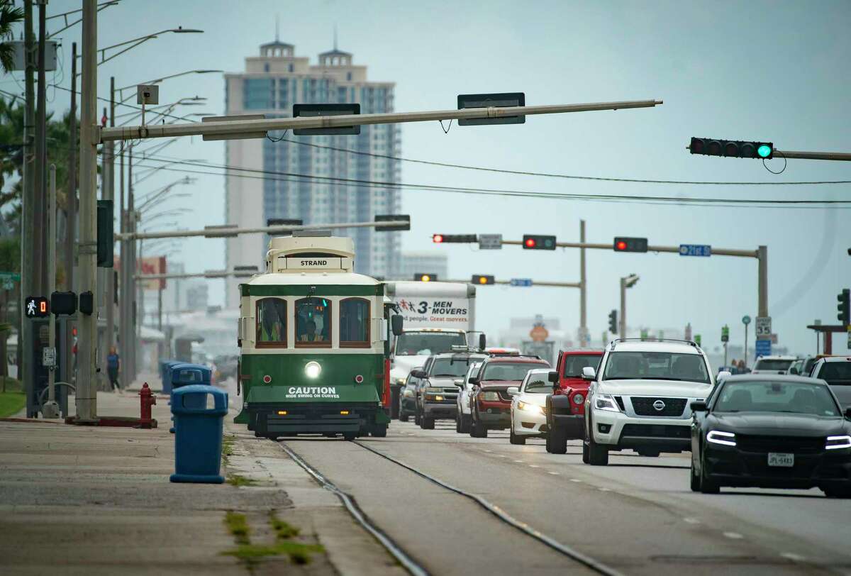 ‘I’ve been waiting a long time for this day’: Trolleys return to ...