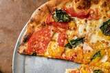 Which CT pizza places does reviewer Dave Portnoy like best?