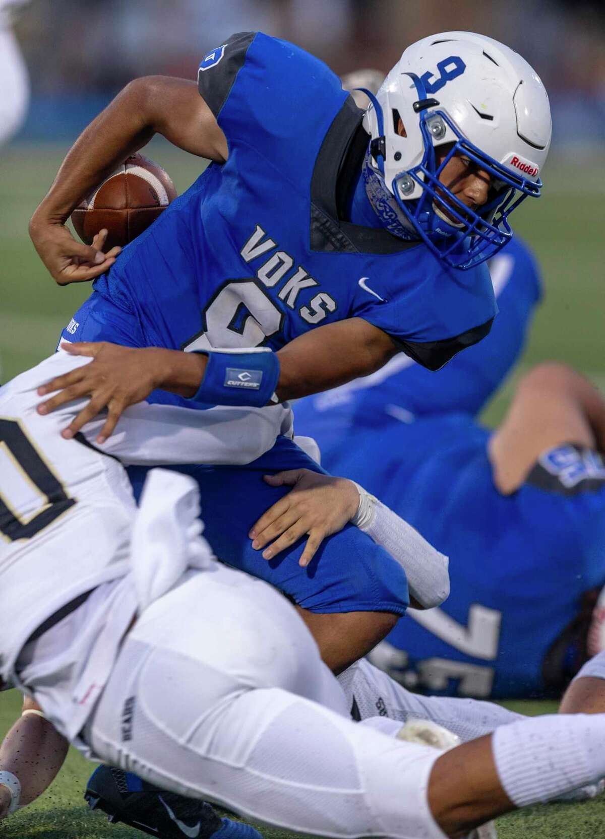 High school football: Edison 16, Lanier 6