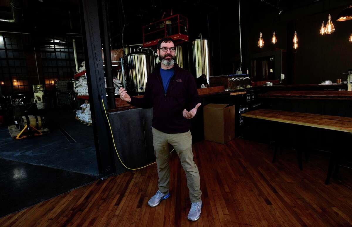 Spacecat Brewing lands in Norwalk