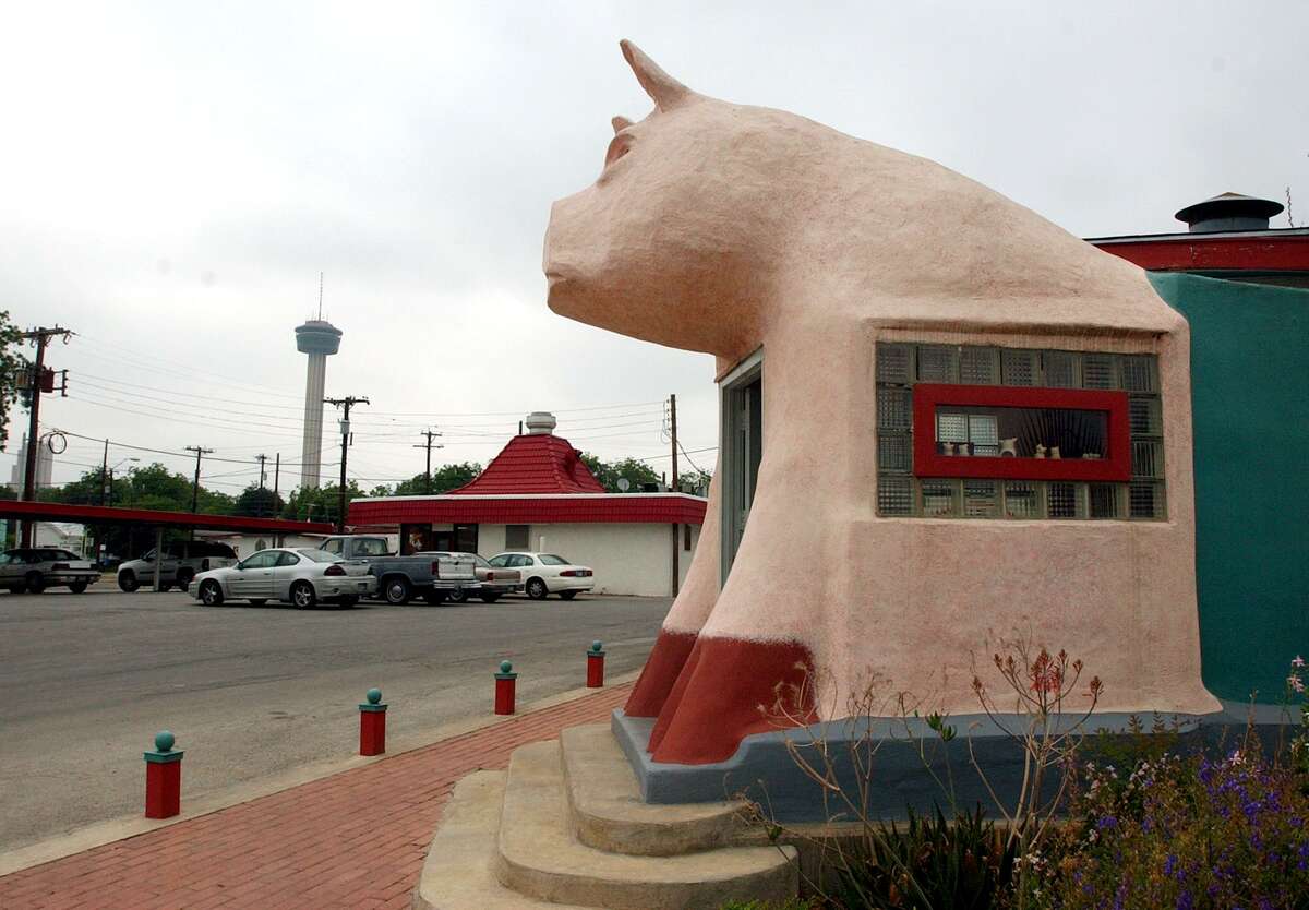 The Big Pig in San Antonio’s Southtown has a hazy history that includes ...