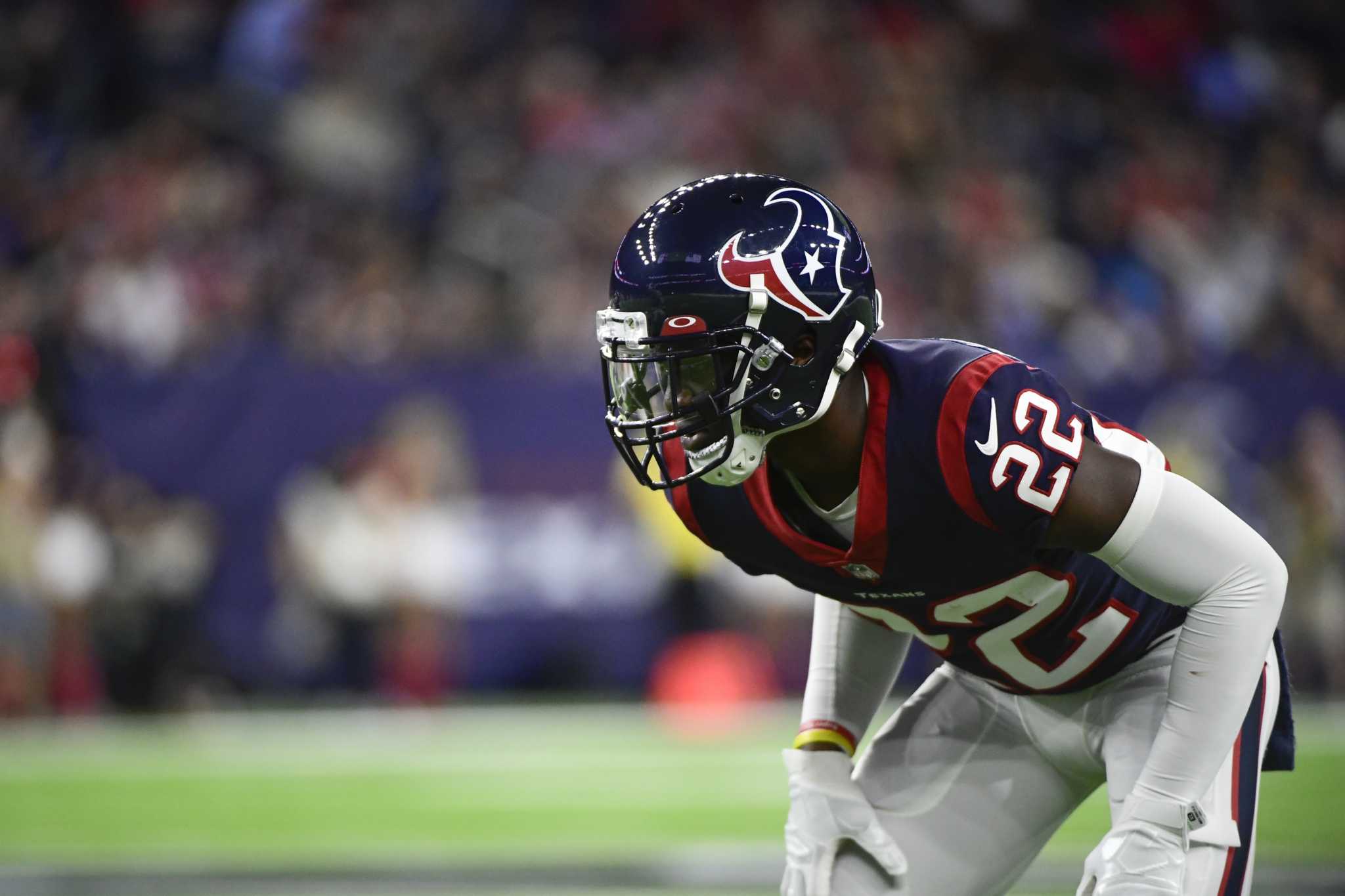 Texans cornerback Jimmy Moreland not traveling due to illness