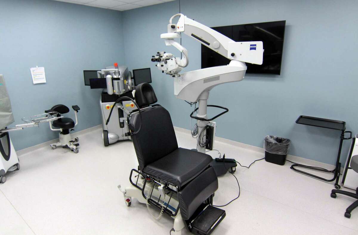 Greenwich eye doctor finds ‘way more cost-effective’ method for ...