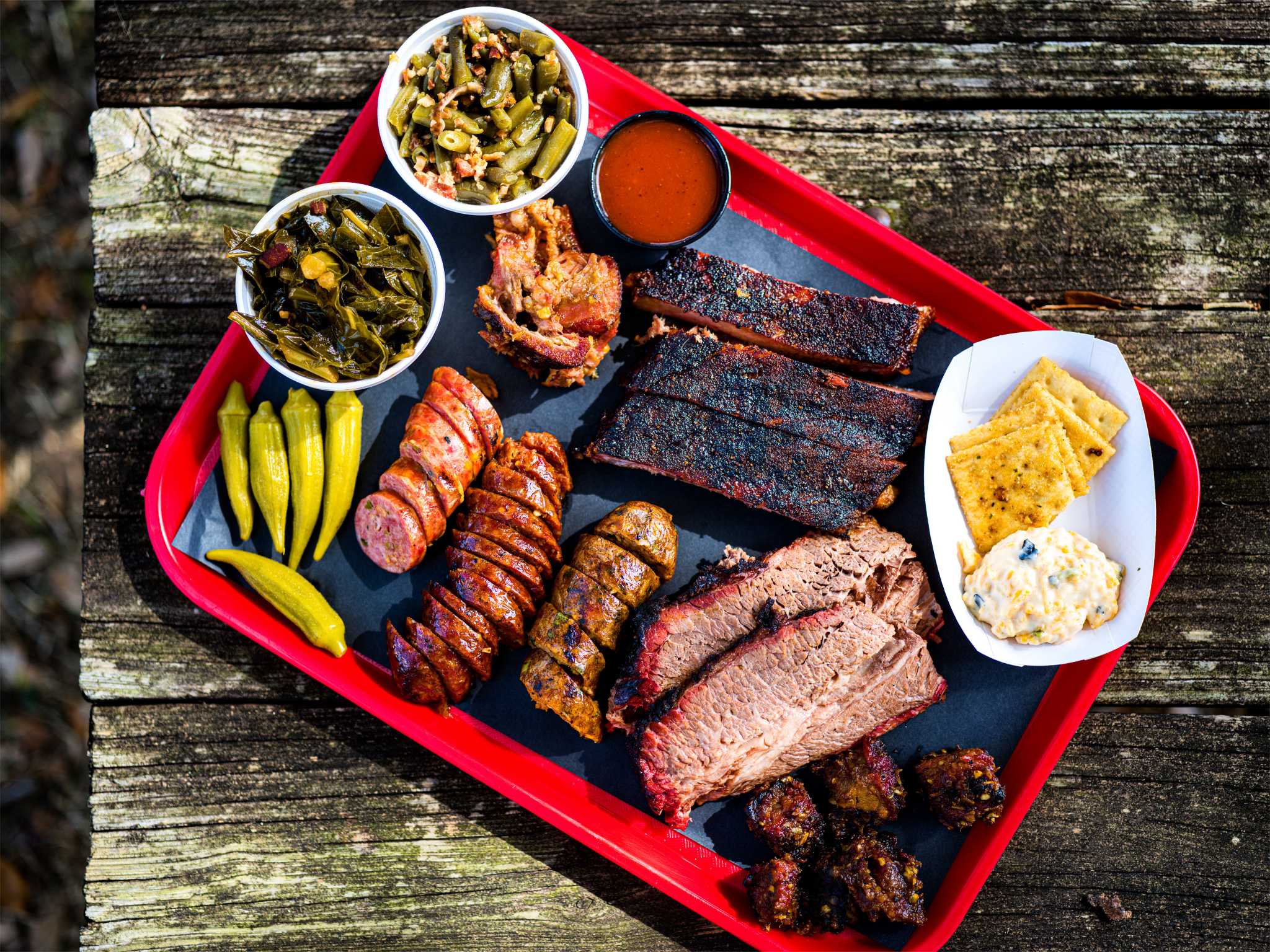 Dozier’s BBQ begins weekend dinner service with smoked specials
