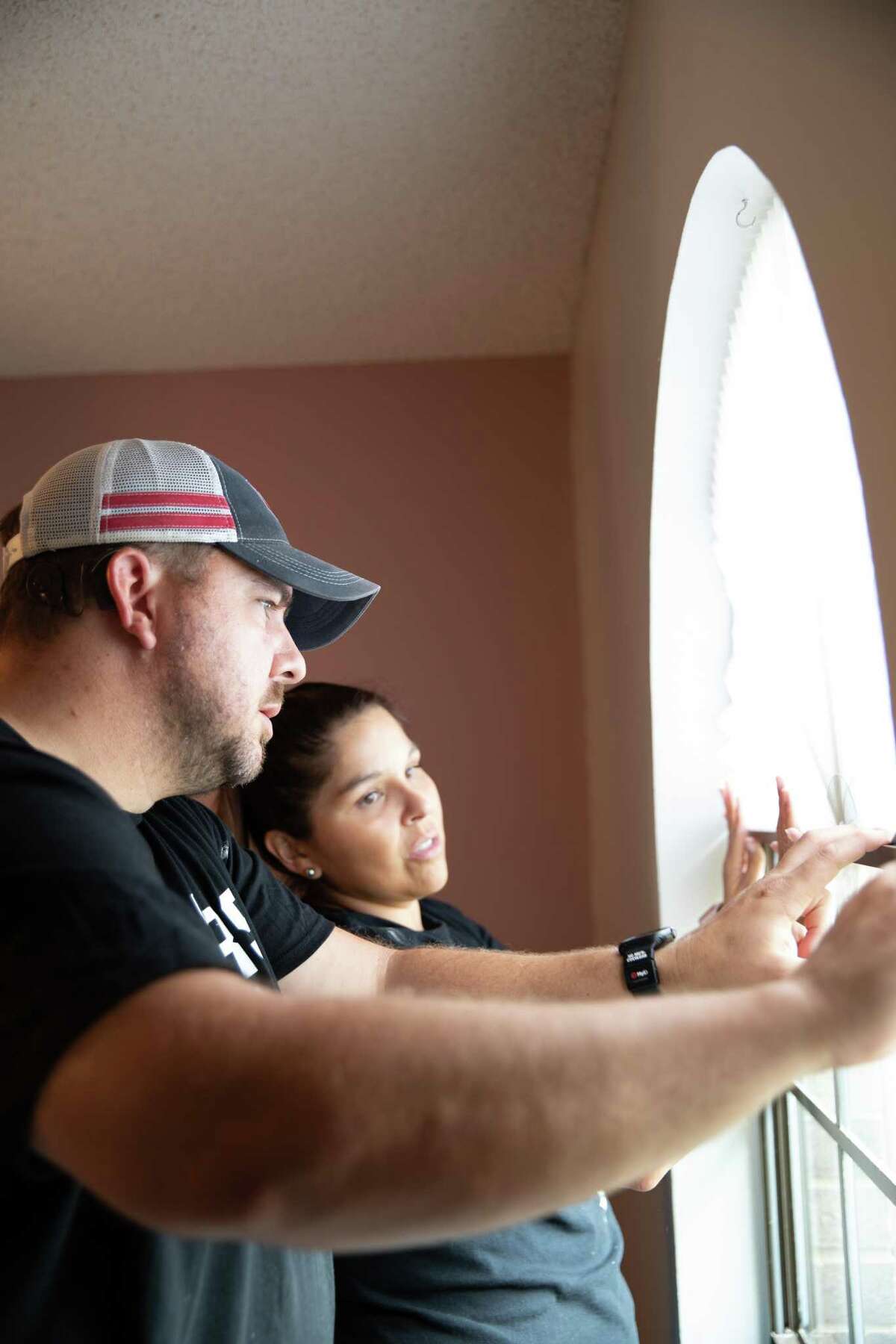 San Antonio’s Spurs Give donates $10,000 to New Braunfels-based Room ...