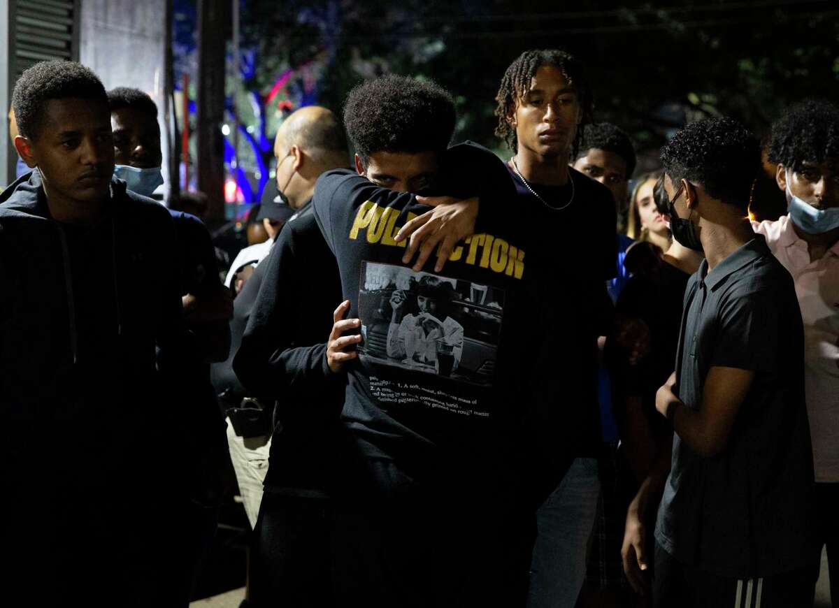 Teen charged in Houston crash that killed 3 valets; victim's mom ...