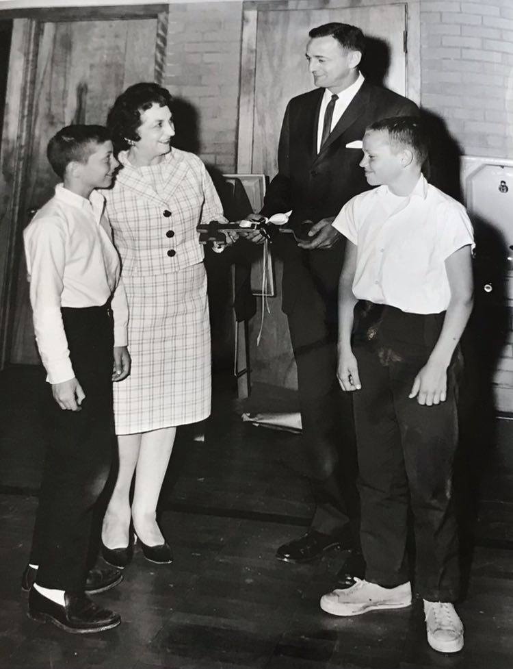 Throwback: Sugnet Elementary School