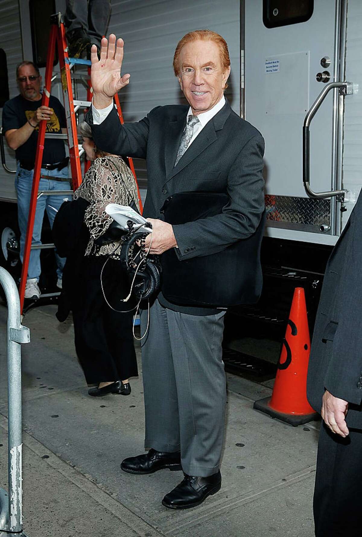 Alan Kalter, 'Late Show with David Letterman' voice and Stamford ...