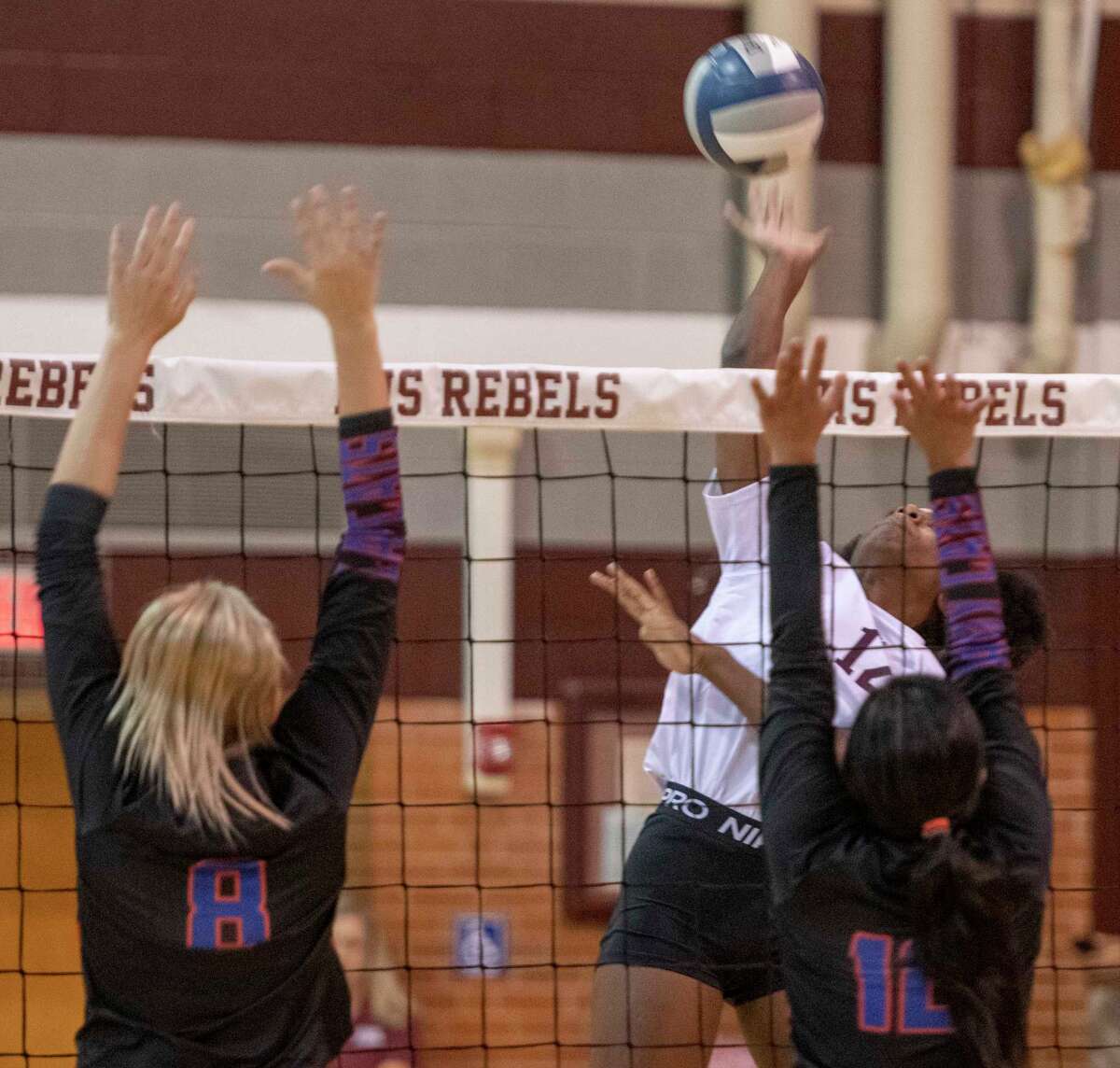 HS VOLLEYBALL: Legacy sweeps Central, stays unbeaten in 2-6A