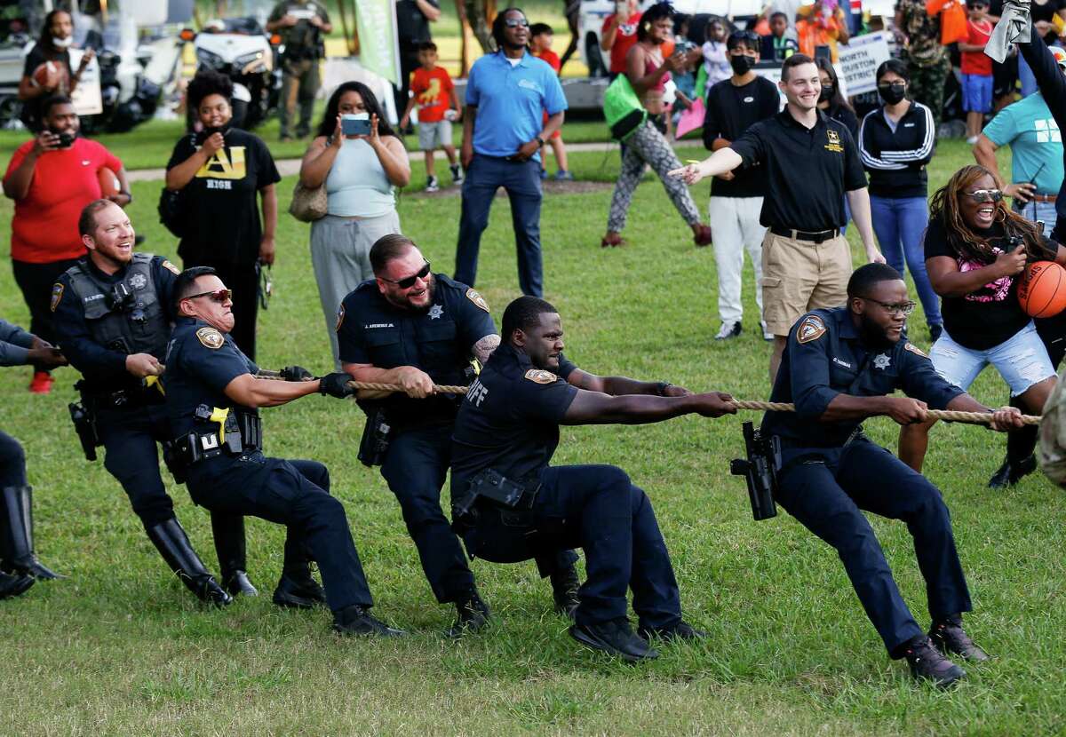 National Night Out in Greenspoint aims to improve police relations