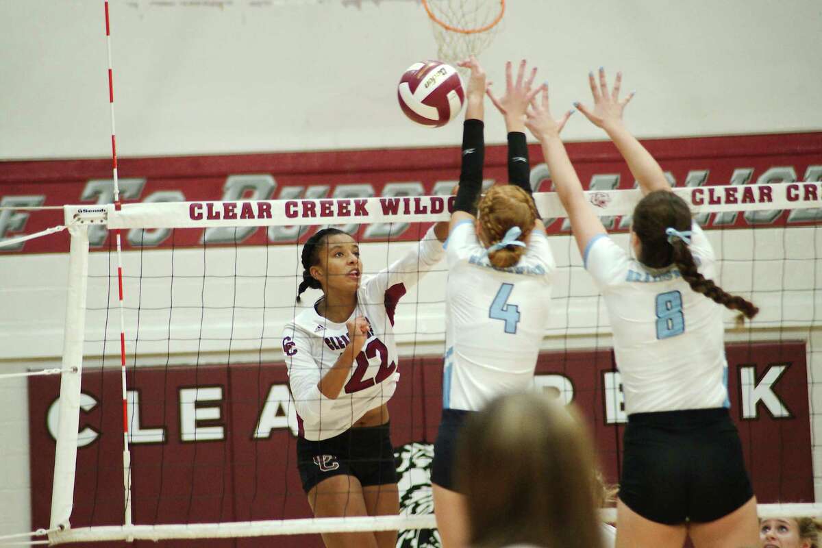 Clear Creek, Clear Falls, Friendswood earn victories