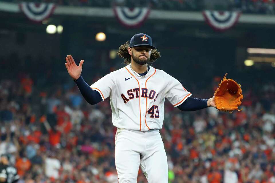Lance McCullers Jr. throwing off mound ahead of 2025 return