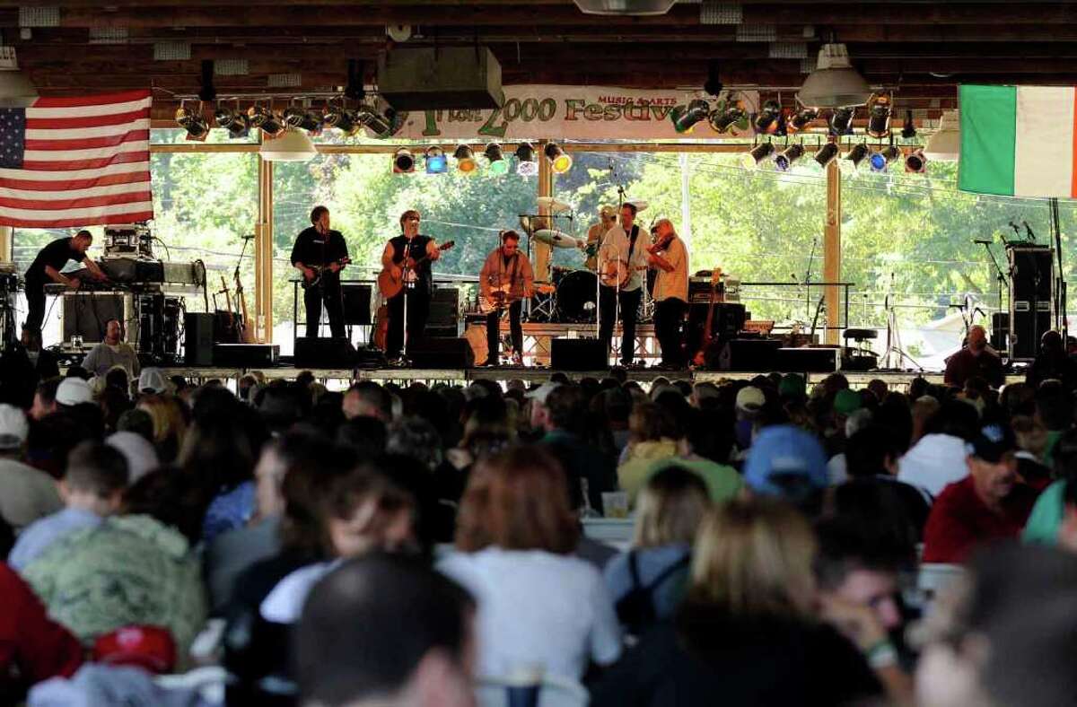 Screaming Orphans to headline Irish 2000