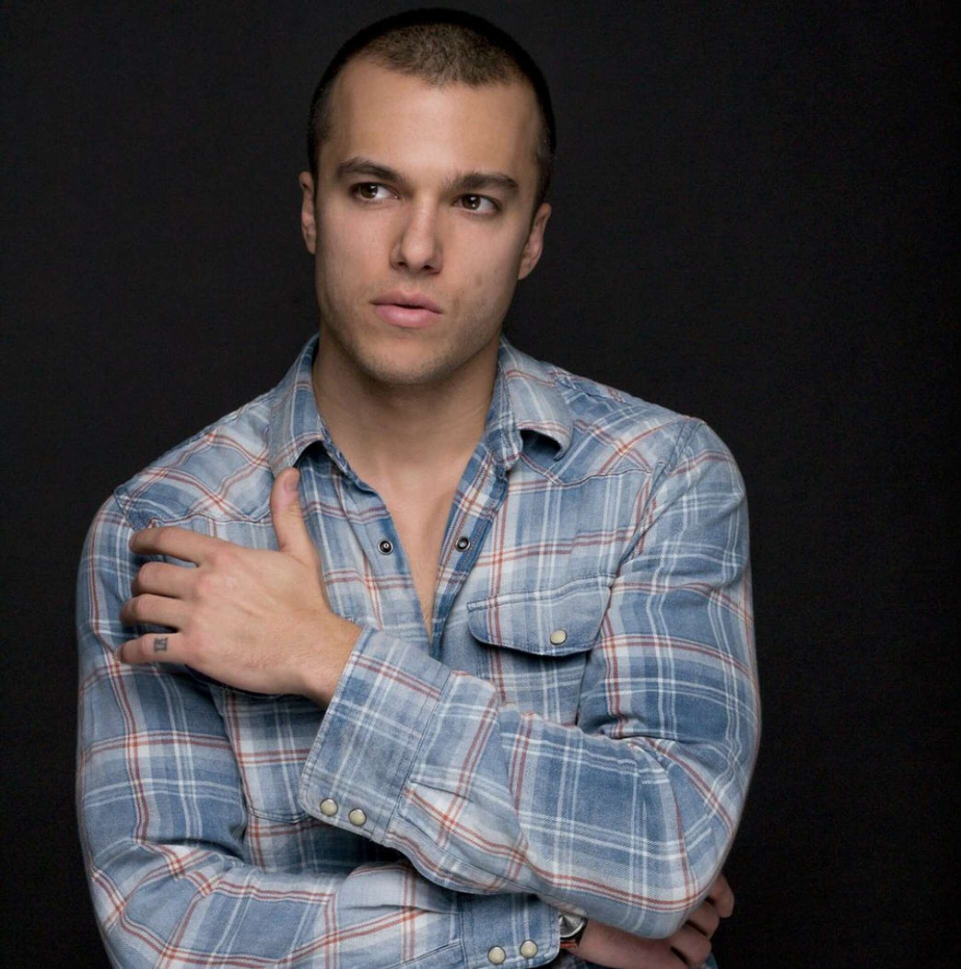 Actor with Saratoga connection plays CNN's Jake Tapper in Lewinsky series