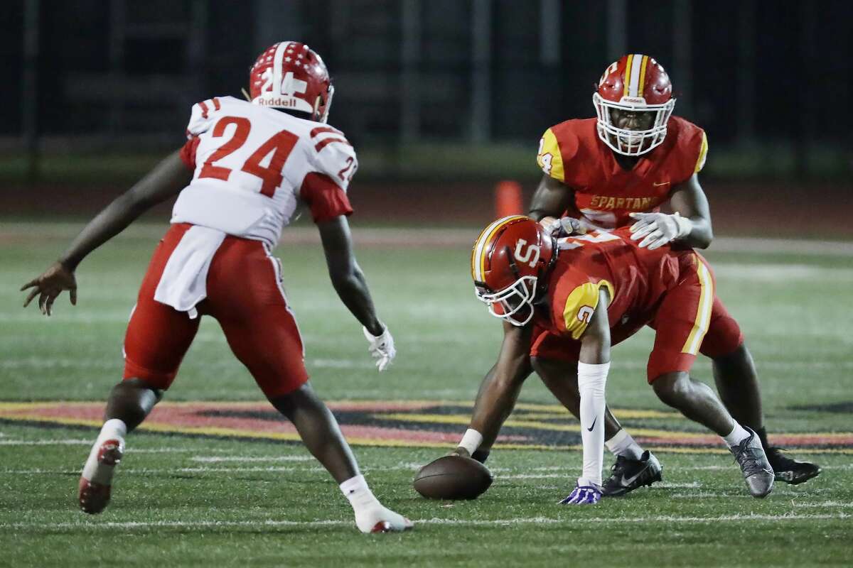 El Campo dominant in blowout win over Stafford
