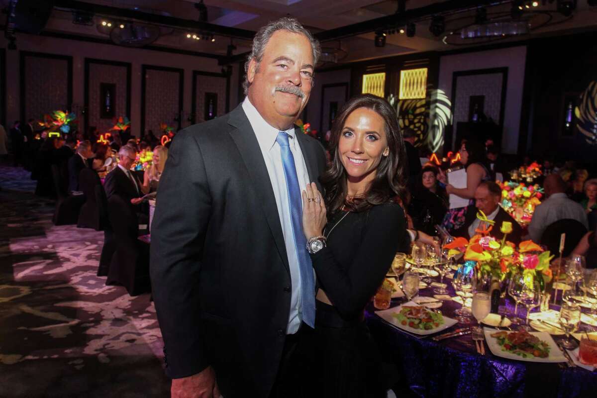 Frances Moody Buzbee and Tony Buzbee raise a record $2.8 million for ...