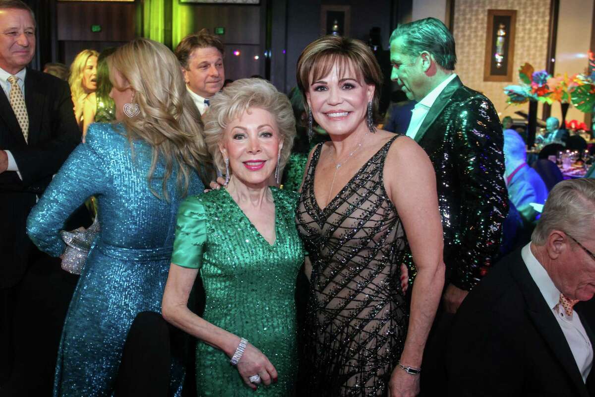 Frances Moody Buzbee and Tony Buzbee raise a record $2.8 million for ...