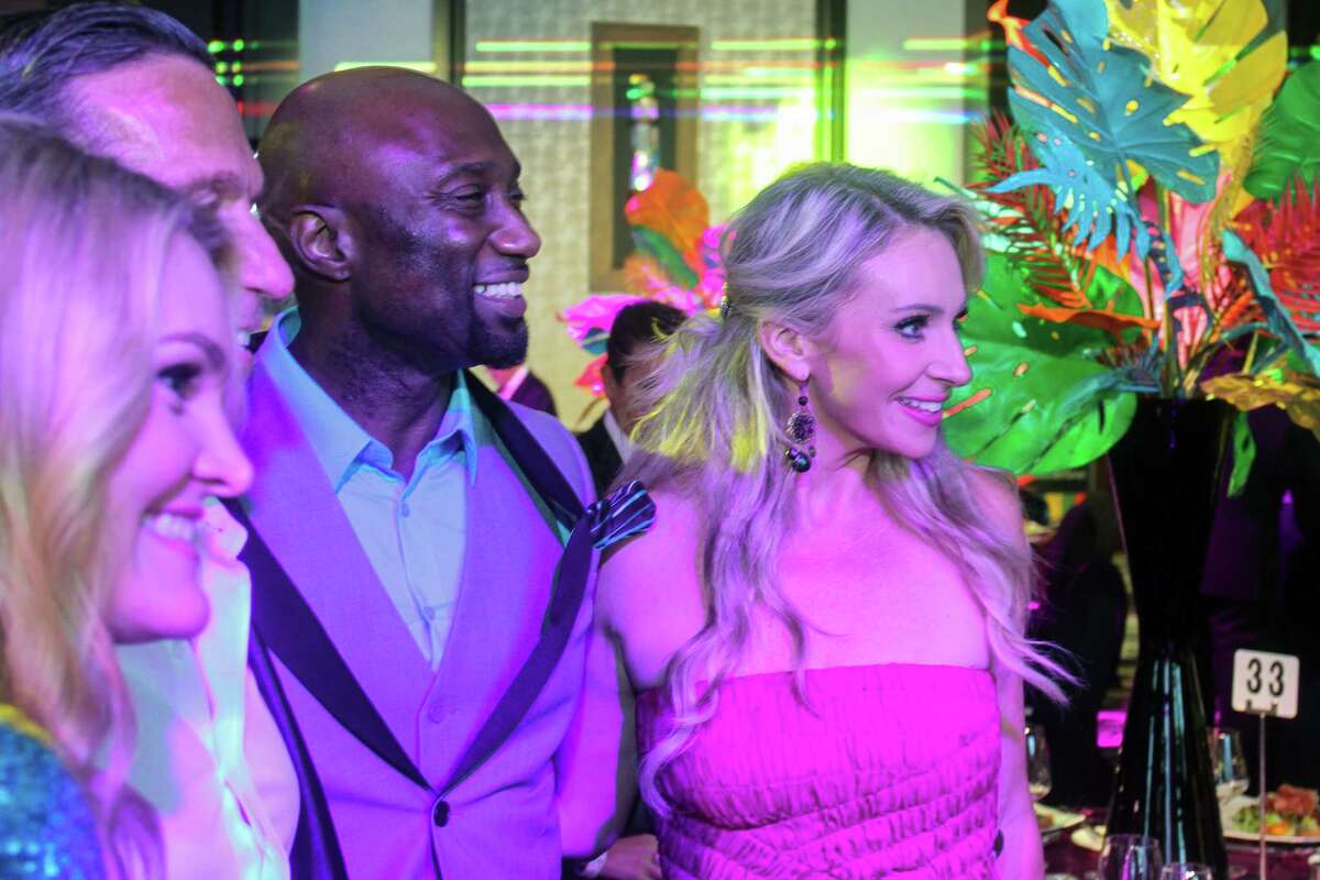 Frances Moody Buzbee and Tony Buzbee raise a record $2.8 million for ...