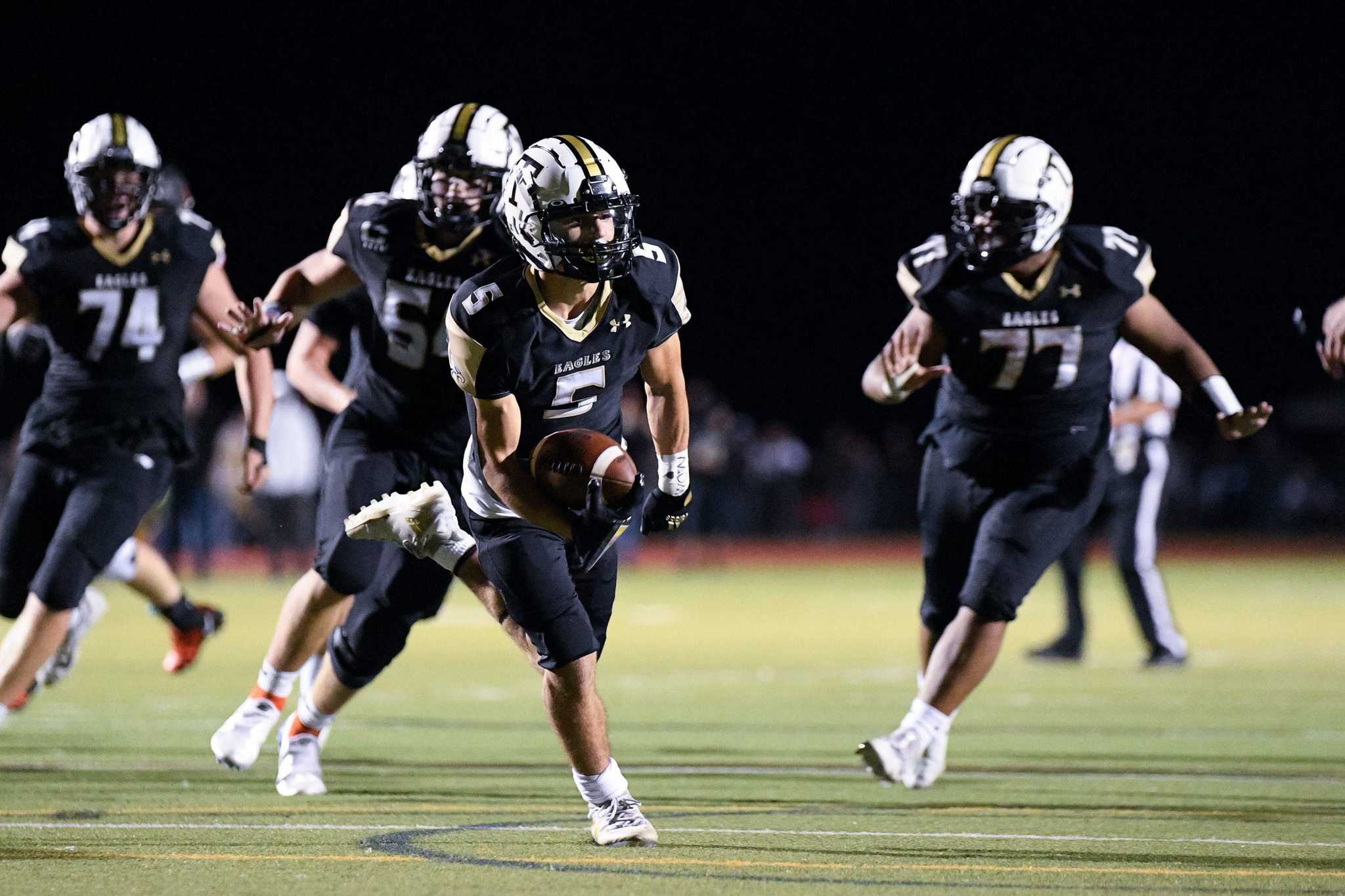 Jeff Jacobs: Legend of Corbin Smith, Trumbull’s Swiss Army knife and CT ...