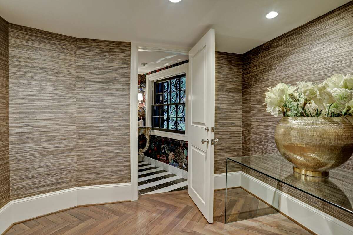 1939 Staub home linked to legendary Texas oilman Joseph Cullinan listed ...