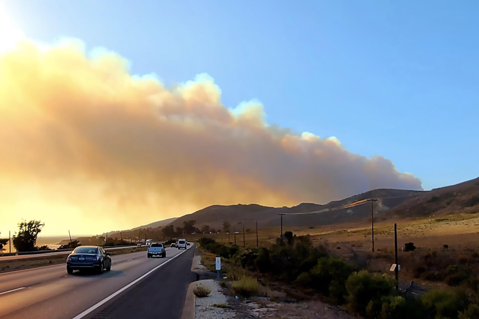 Alisal Fire raging in Southern California blasts across more than ...