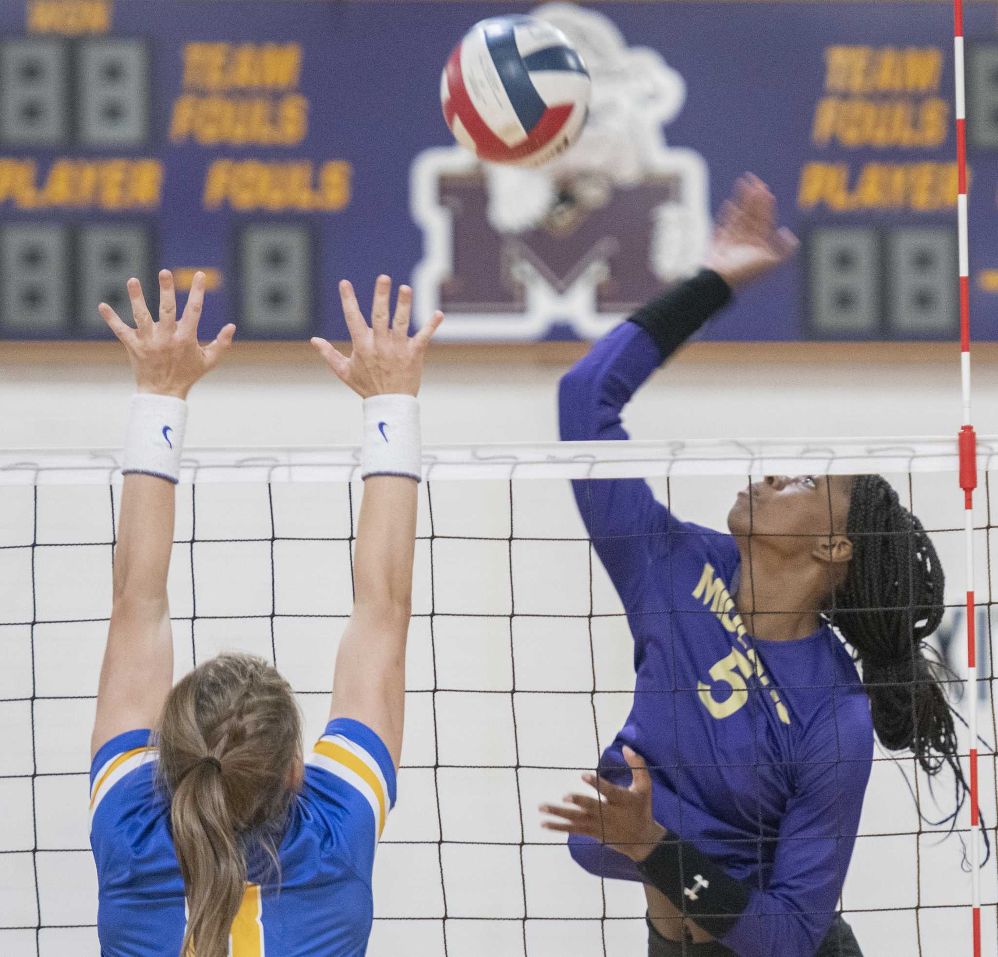 HS VOLLEYBALL: MHS’ Clinton carries a presence on the court