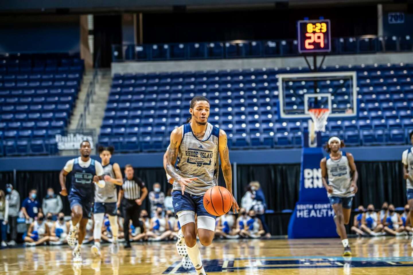 ‘UConn baby’: Khalid El-Amin’s Connecticut-born son playing a graduate ...