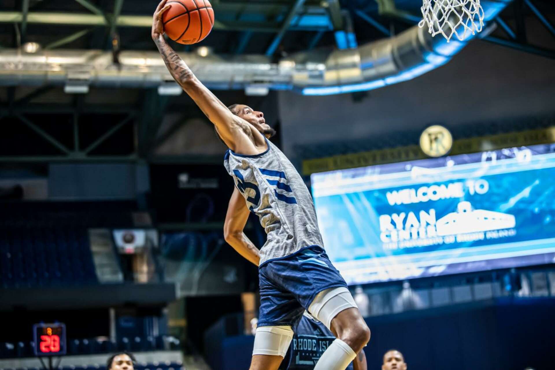 ‘UConn baby’: Khalid El-Amin’s Connecticut-born son playing a graduate ...