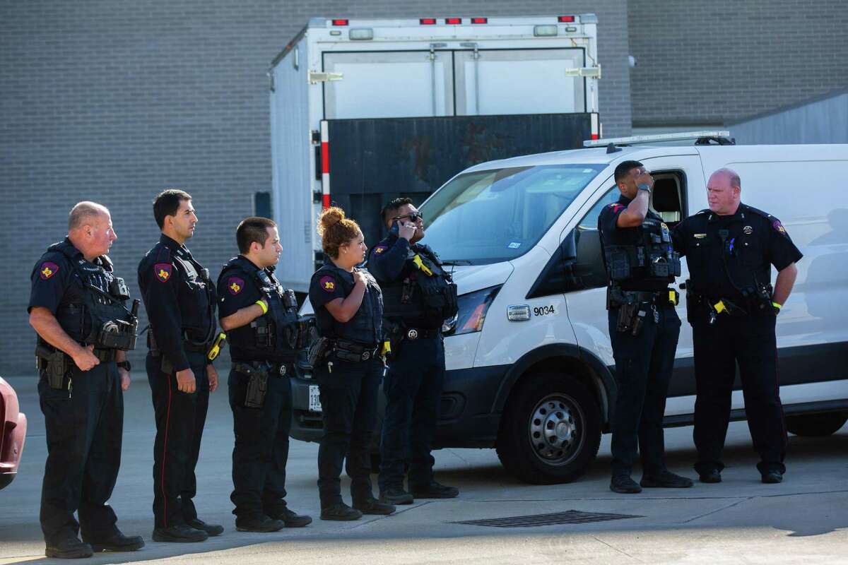 ‘They were the 3 amigos,’ fiancée of wounded Precinct 4 deputy says ...