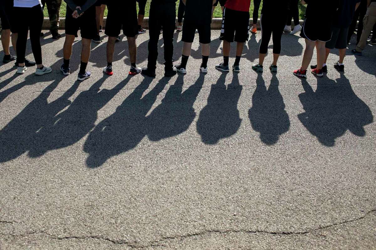 35 teams face off against San Antonio’s SWAT unit in obstacle challenge