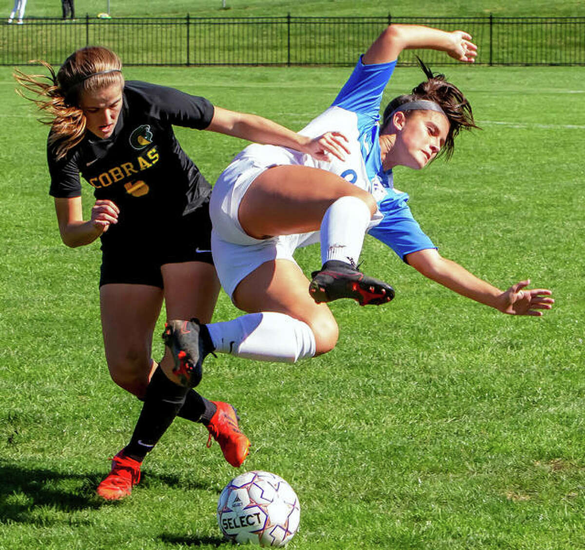 A win and surprise party mean a good Saturday for Rooney