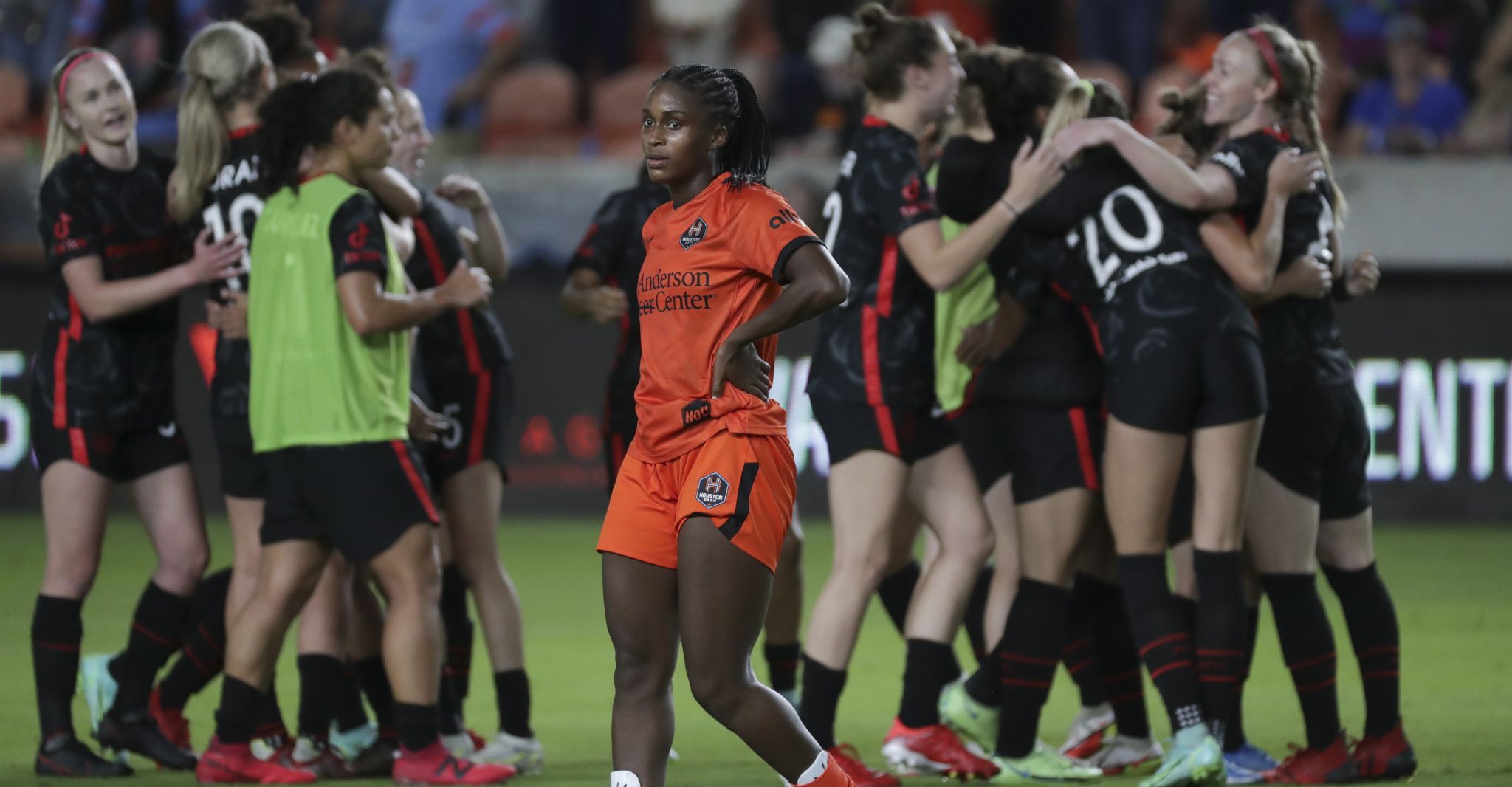 Dash spoil an opportunity to clinch playoff spot with loss to Thorns
