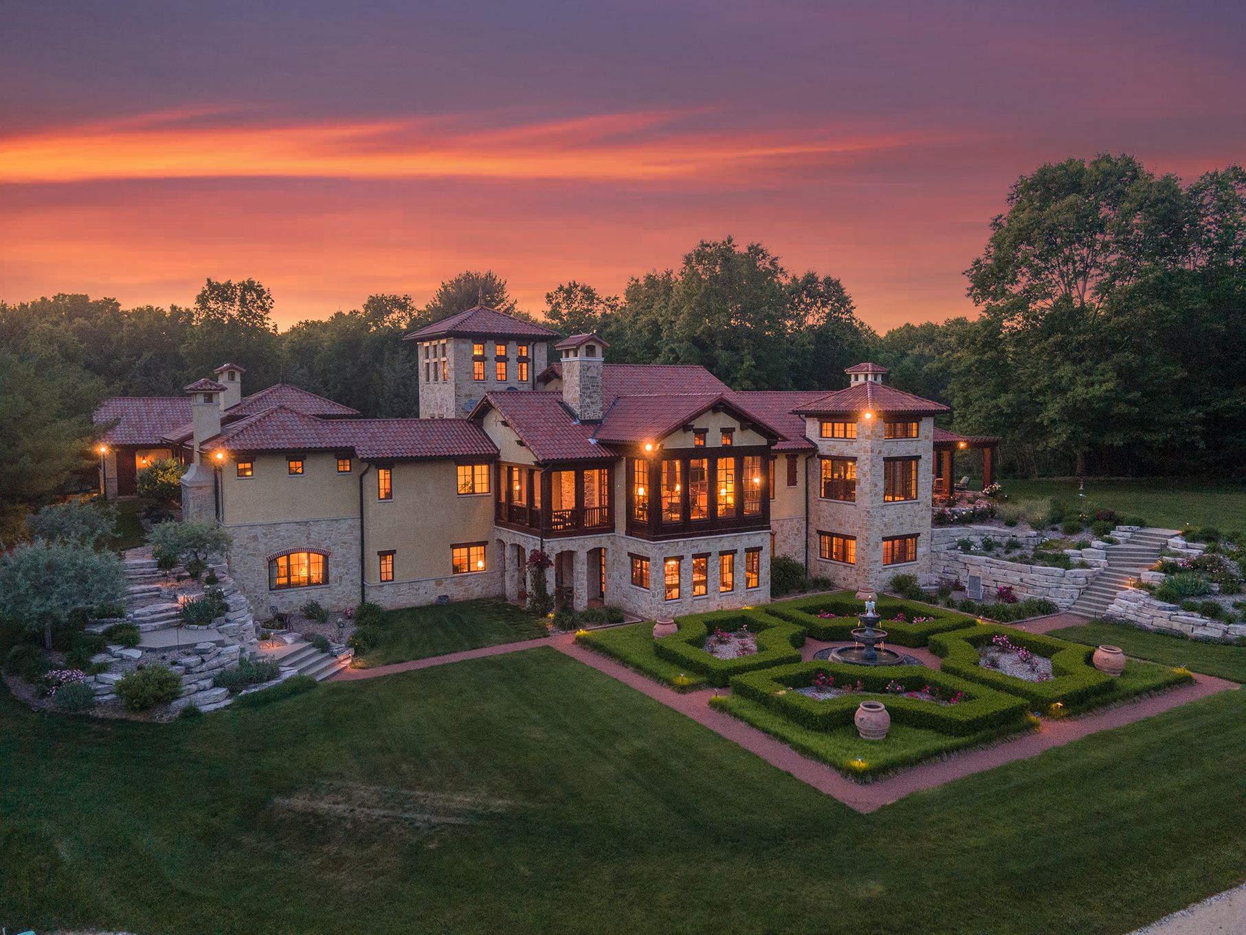See inside: Tuscan villa featured in 'American Dream Homes' is selling ...