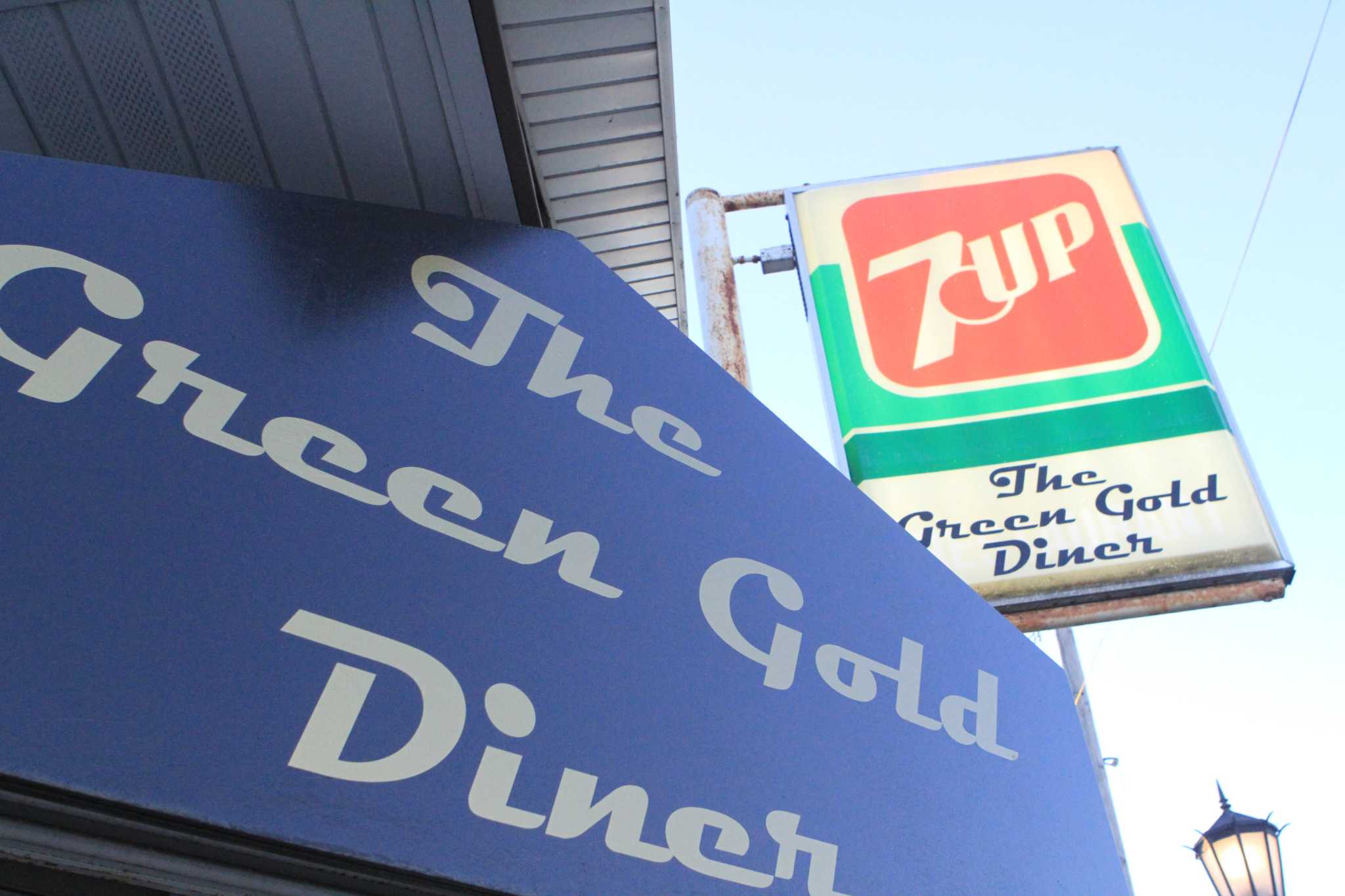 Green Gold Diner opens in Evart