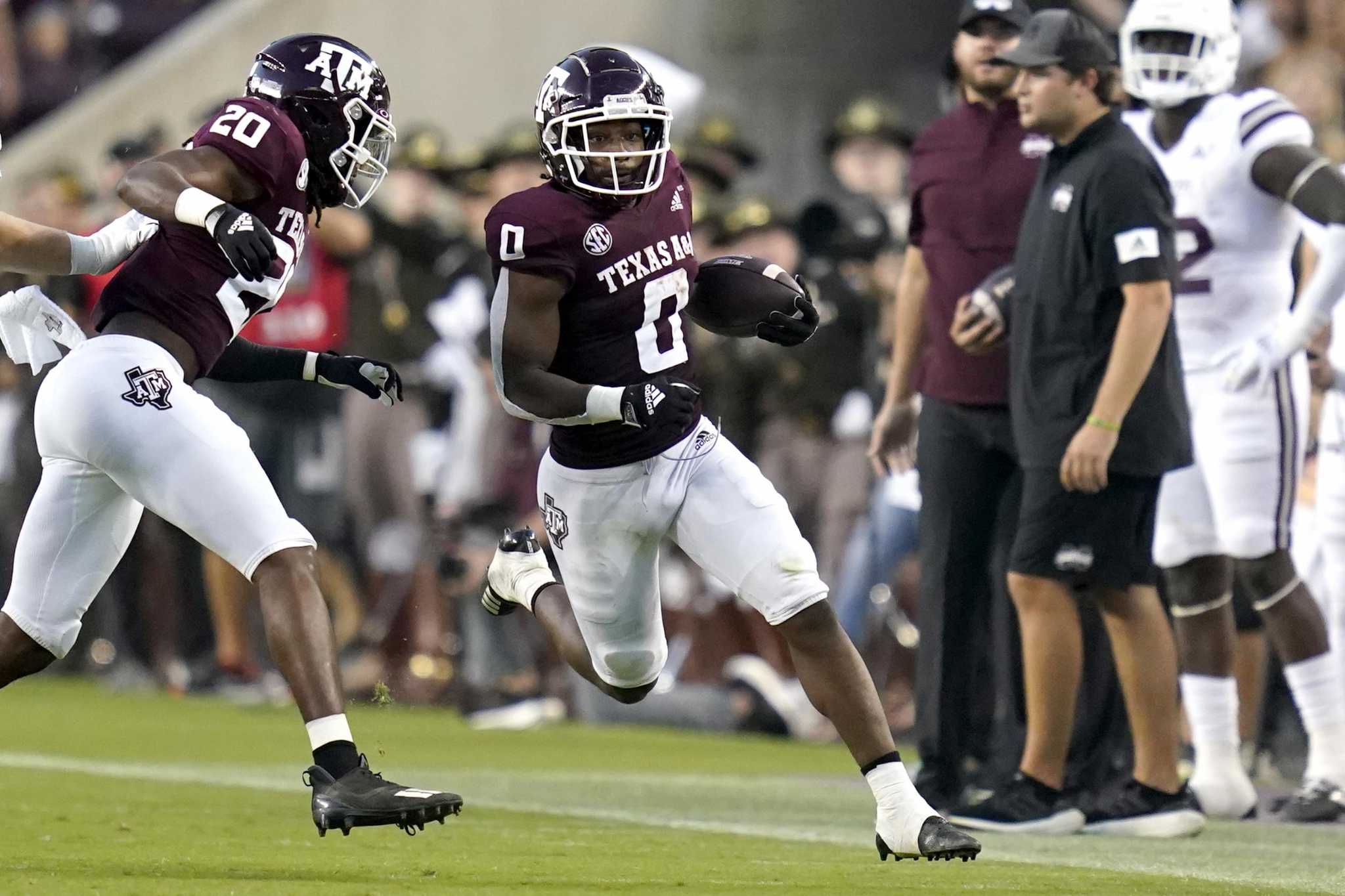 Former Dulles star Ainias Smith is Texas A&M’s ‘Mr. Everything’