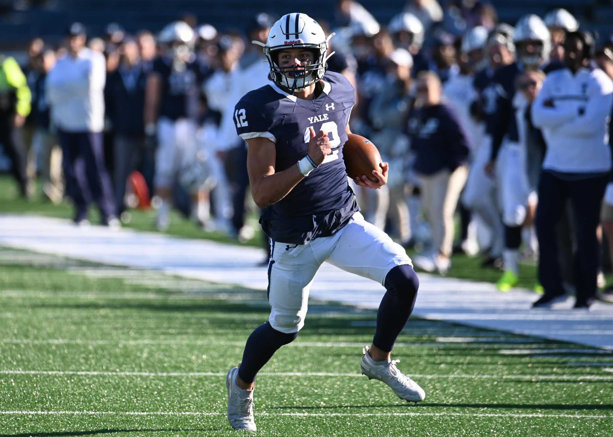 With two QBs fitting into one job, Yale prepares for heart of Ivy ...