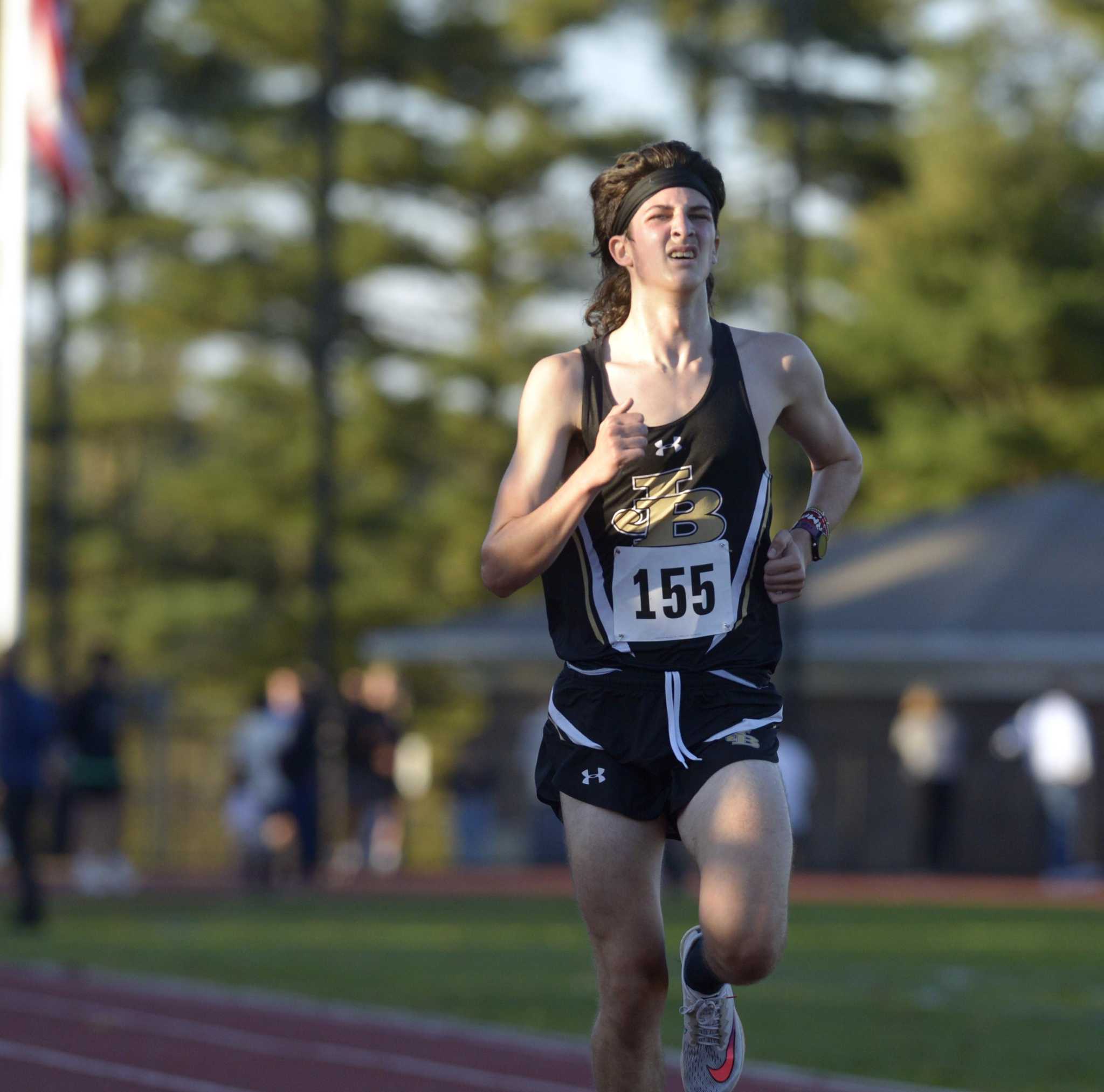 New Milford’s Collin Walsh ascends to SWC boys cross country crown, but ...